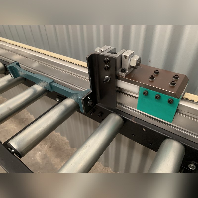 Buy DC 300 NC Automatic Digital Material Length Stop With Conveyor and ...